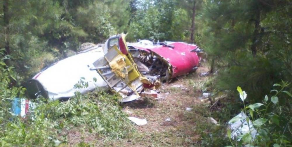 Crash of a Beechcraft E90 King Air in Karnack: 1 killed | Bureau of ...